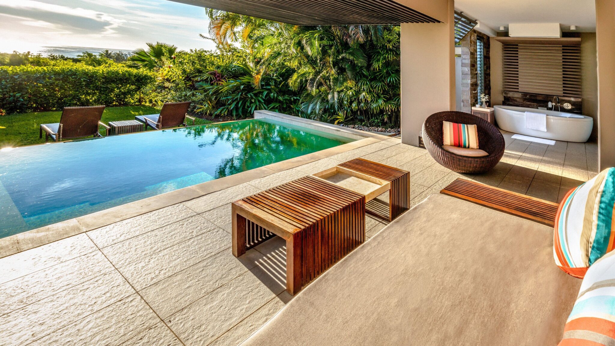 Top 10 Luxury Hotels in Fiji - Stepwise Wonders Travel Blog